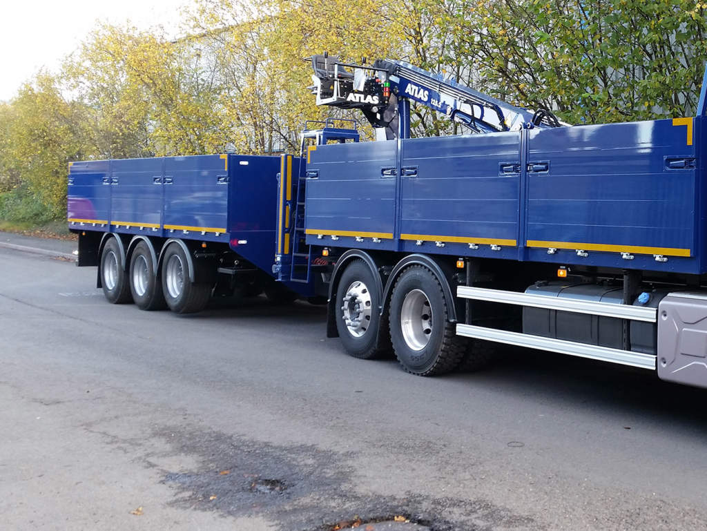 New LGV Renault – Body and Crane for D Murray Services – Truck Services ...